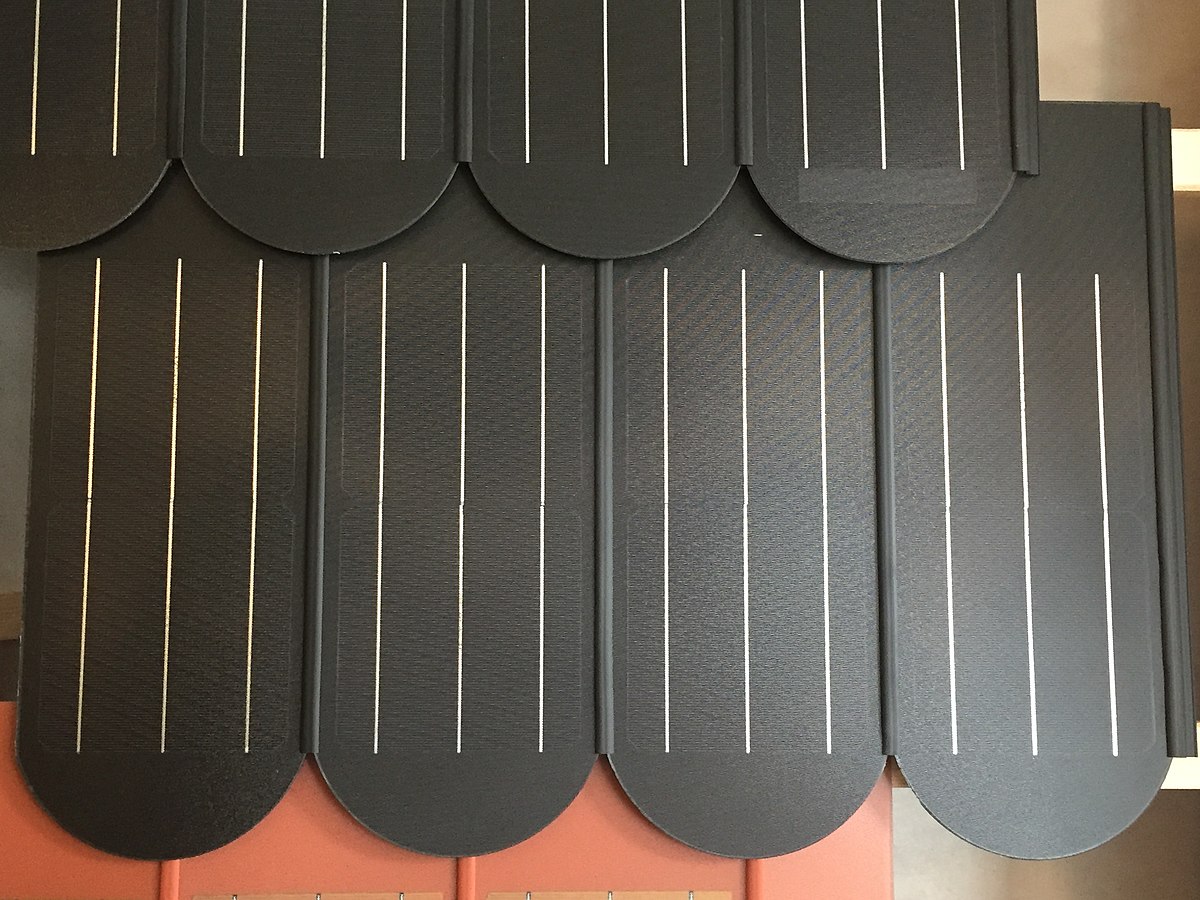 Nový trend ve fotovoltaice: Solární tašky | Náš dům