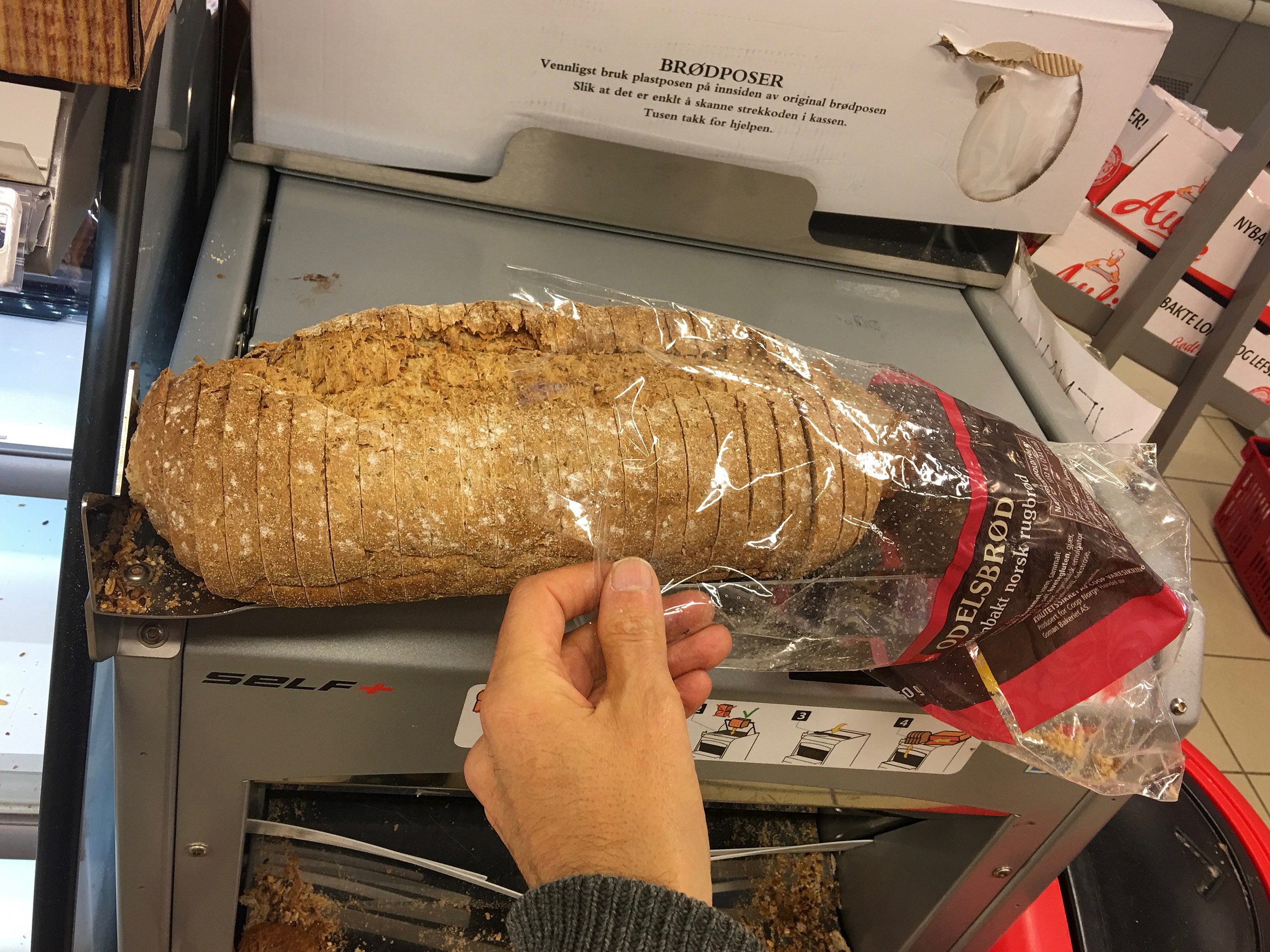 Chlebové spony nepatří do koše. Jak je doma využít